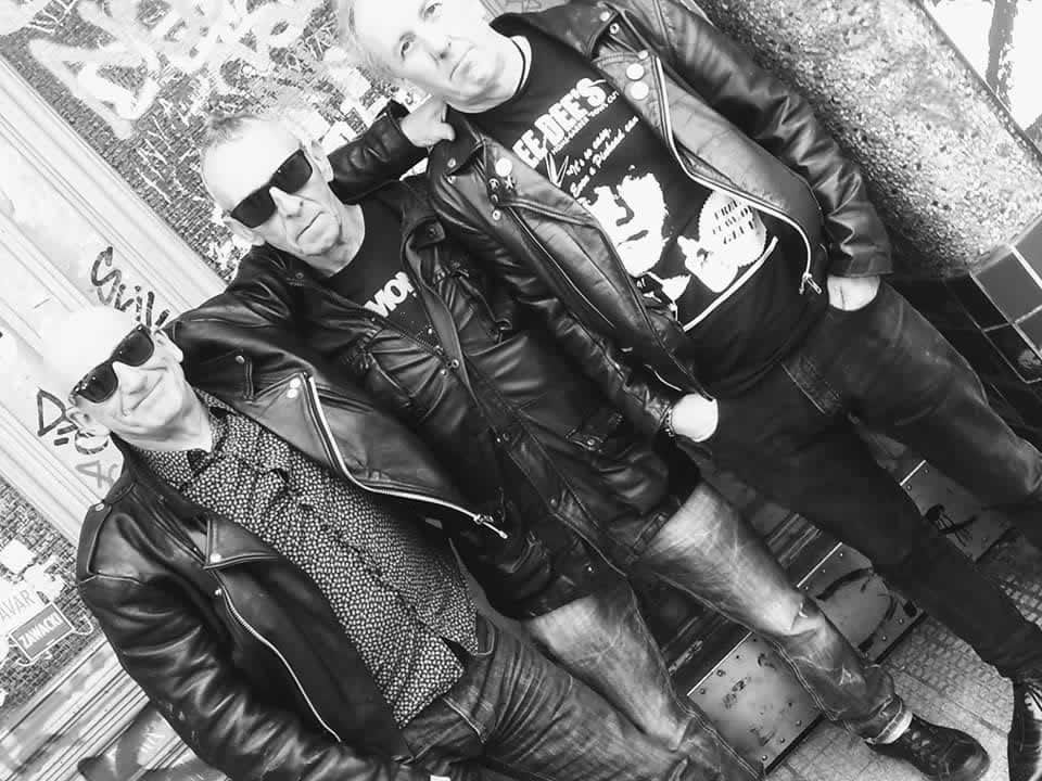 The Drones - Gullivers